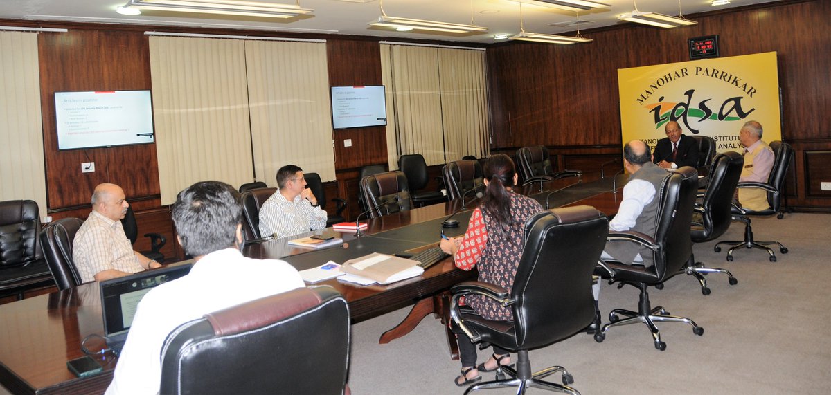 Manohar Parrikar IDSA, New Delhi on Twitter: "DG @IDSAIndia @SujanChinoy chaired JDS Editorial ...