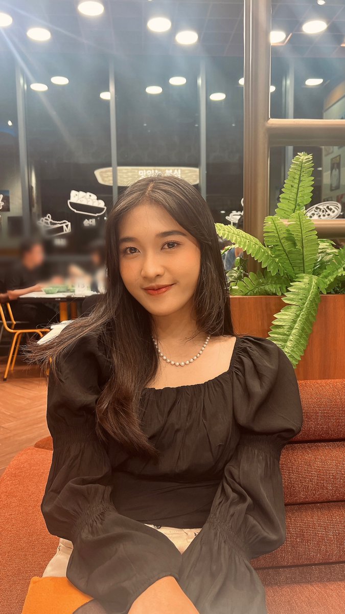 Cornelia Vanisa on Twitter: "Masih lucu jg lah ya🙏🏻"