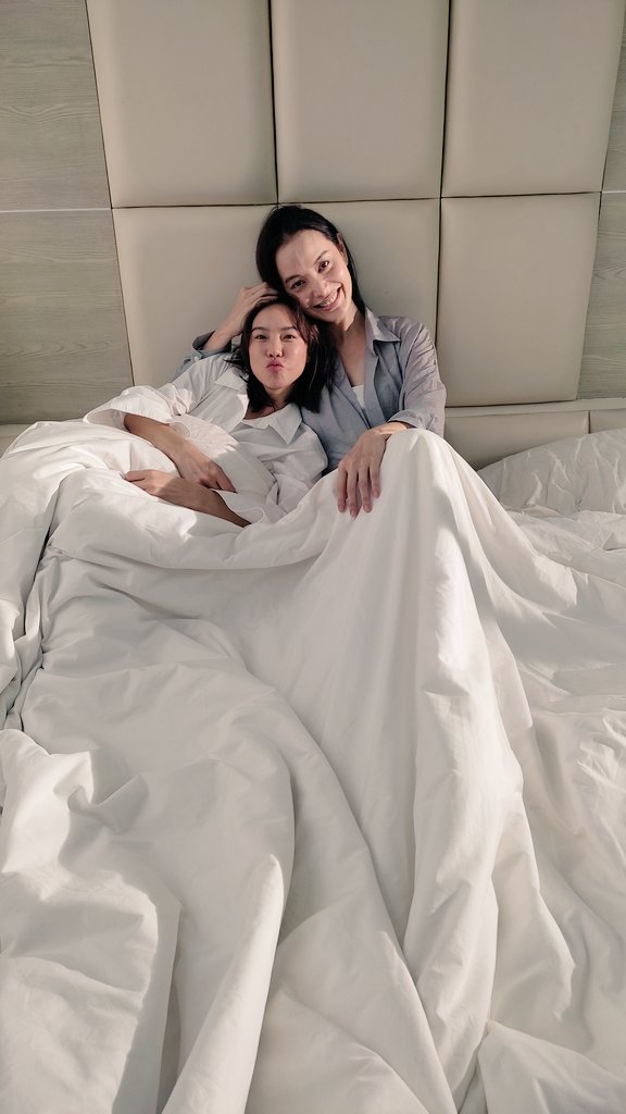 Karn 🦄 on Twitter: "RT @crishorwang: #รากแก้วep7 เท่านี้ เบื้องหลัง กล้อง พี่กัท 🤪🤪🤪"