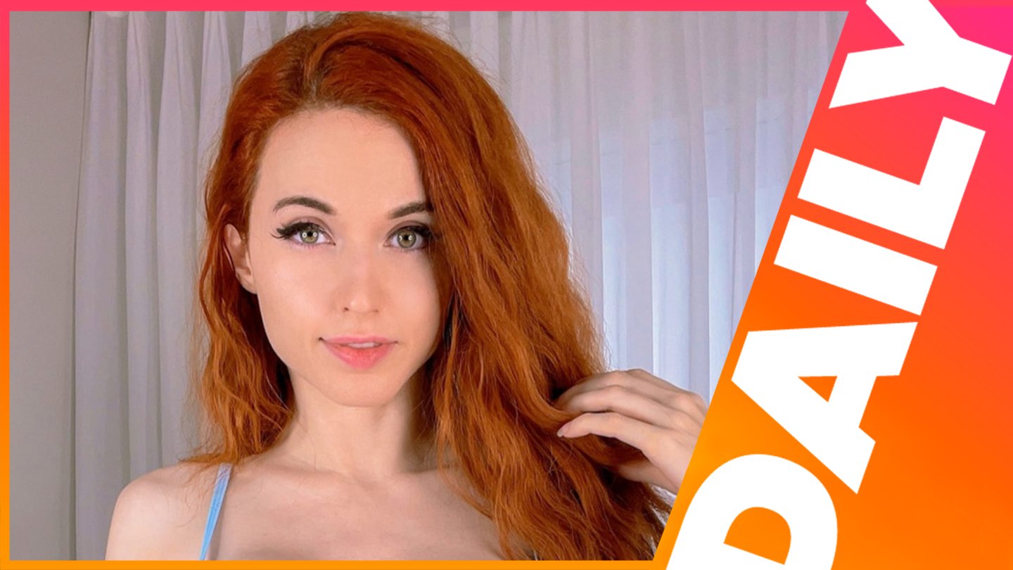 Star Dust on Twitter: "@JVCom Elle stream toujours en décolleté et suce toujours des godes sur ...