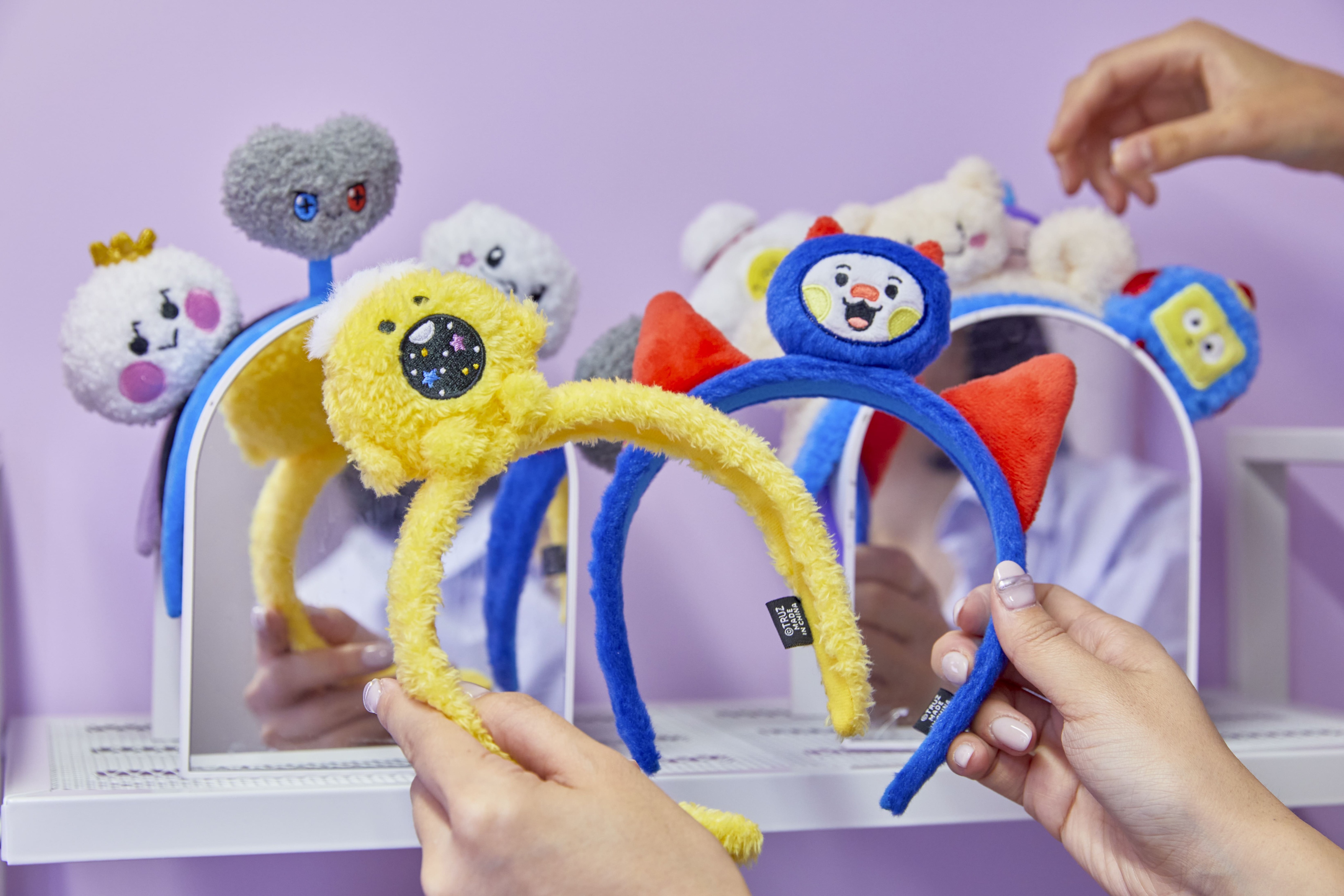 TRUZ on Twitter: "#라인프렌즈월드 필수코스 #인생네컷 📸 #트레저메이커 전용 #트루즈 프레임 💎 준 비 완 료 💎 #라인프렌즈월드 🎡🍭 에서의 마지막 주말이니 ...