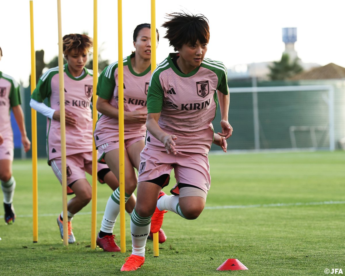 JFAなでしこサッカー on Twitter: "🔷#なでしこジャパン🔷 【2022.11.10 Training Report📸】 欧州王者イングランド女子代表との国際親善試合を翌日に控え ...
