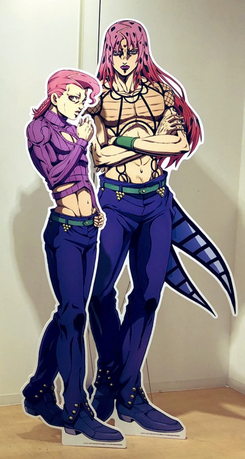 daily diavolo on Twitter: "cardboard cutouts https://t.co/66g5HbmmFR" / Twitter