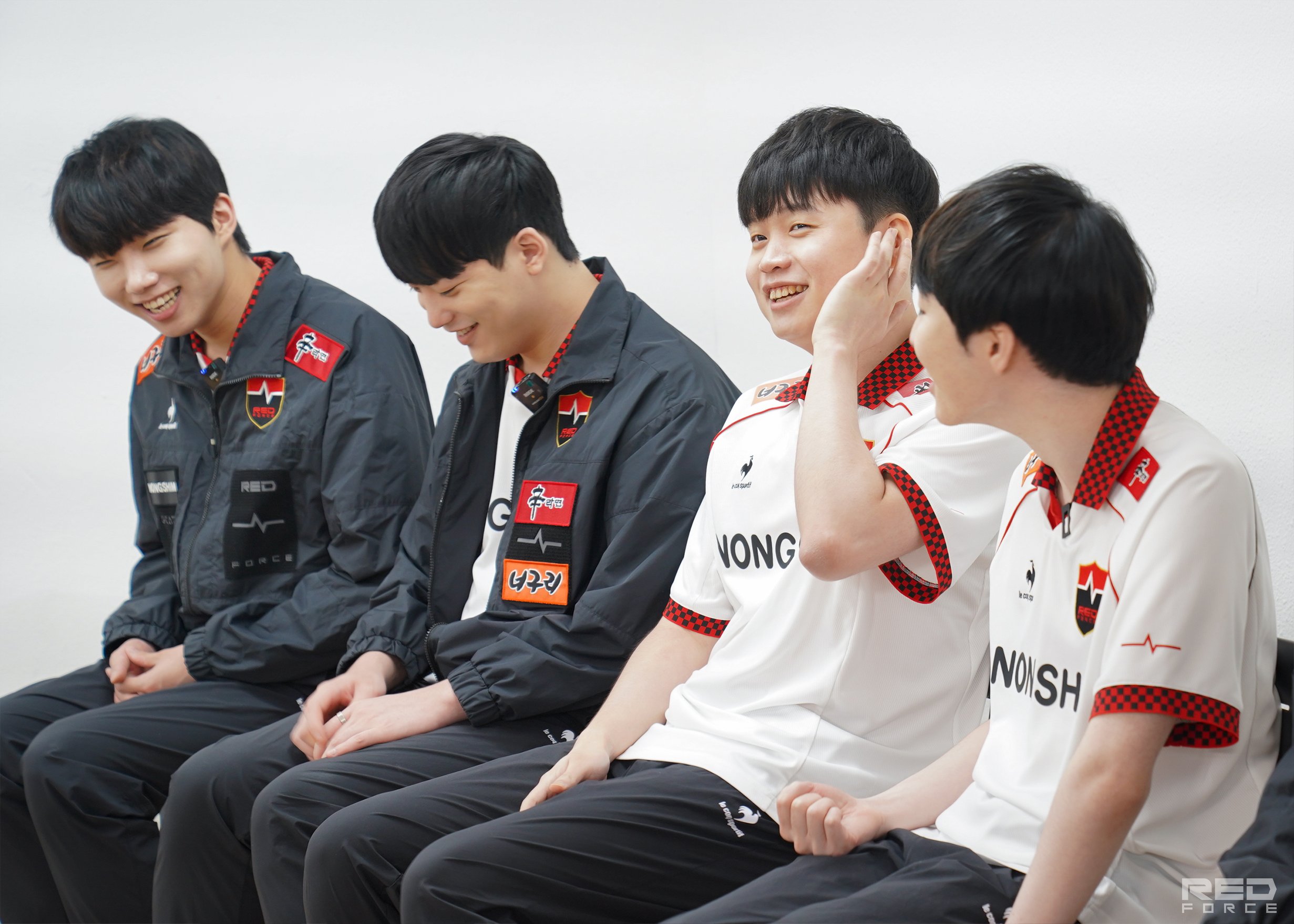 NS RedForce Global on Twitter: "[NS BEHIND PHOTOS] Eat into Nongshim Compilations_final.mp4 The ...