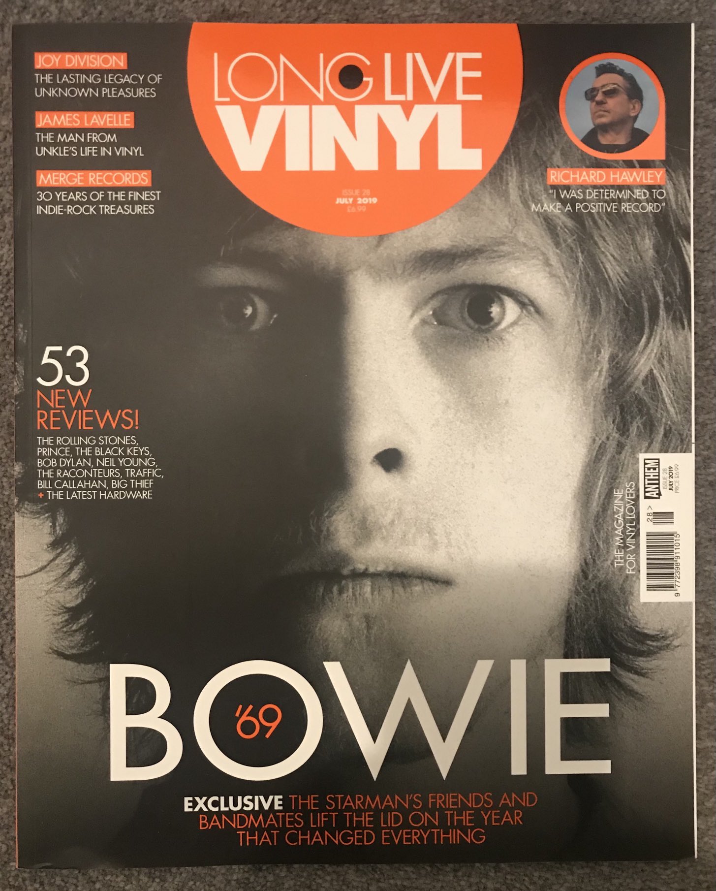 gillian johnson💙 on Twitter: "Bowie ‘69, Long Live Vinyl 2019 ⚡️ https://t.co/A0UcYS8fMw" / Twitter