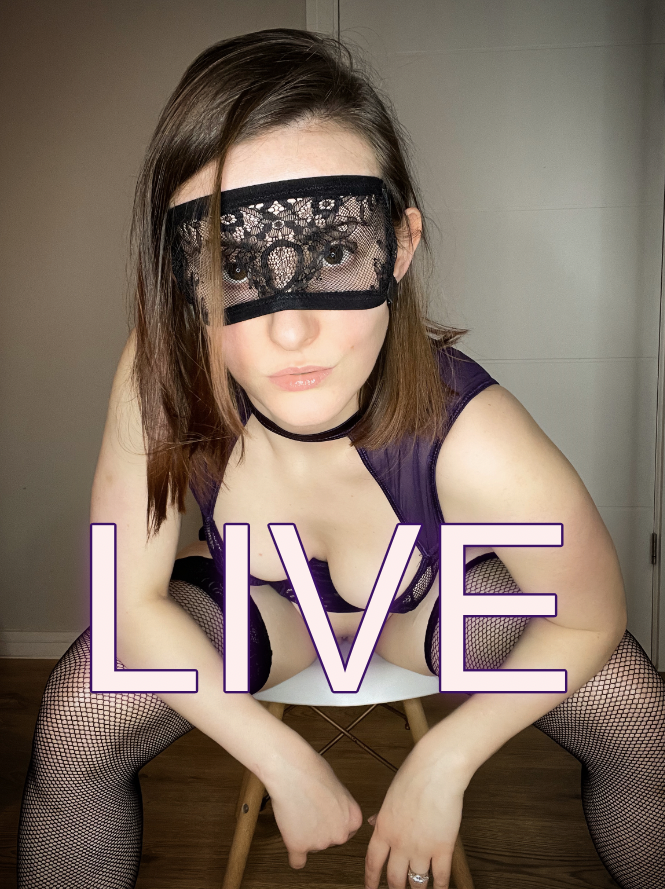 𝒵𝒶𝓇𝒶 ♡ ★ on Twitter: "RT @AmateurRosa: Tonight at 7pm (UK time), I'll be doing my first ever ...