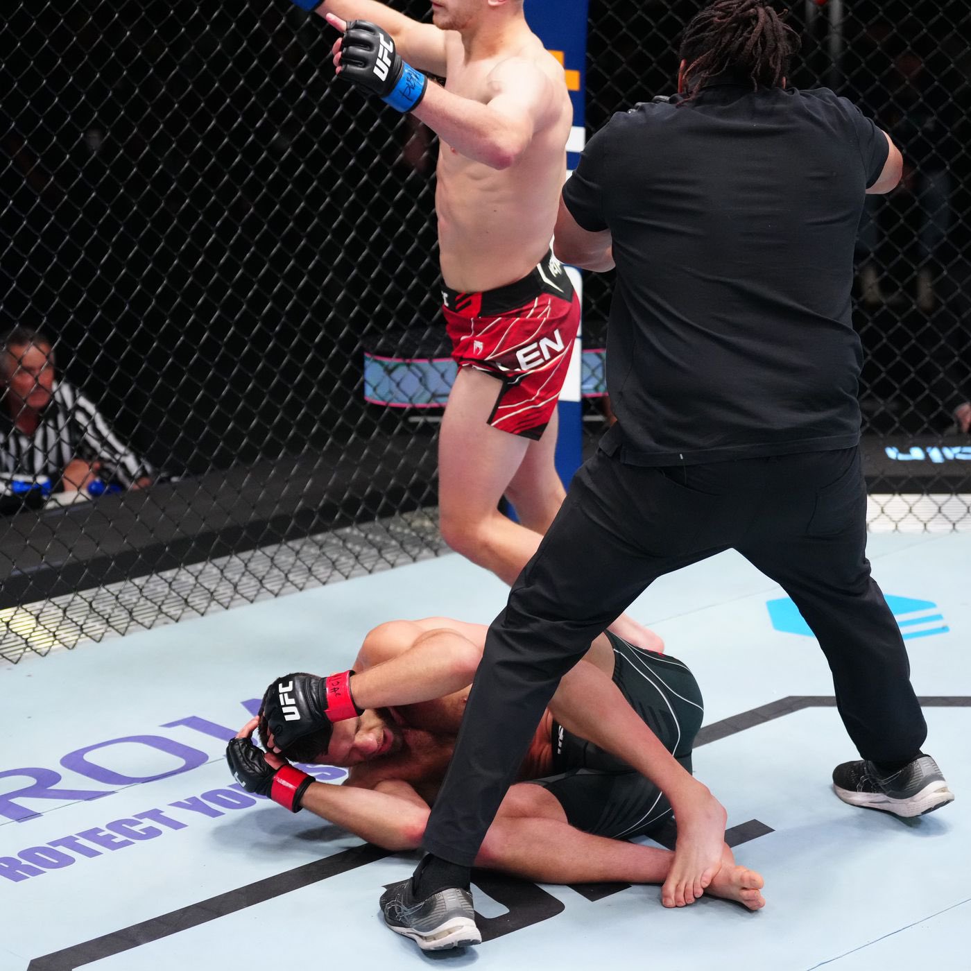 The MMA Media on Twitter: "🚨| Calvin Kattar has revealed on his Instagram that he tore his ACL ...