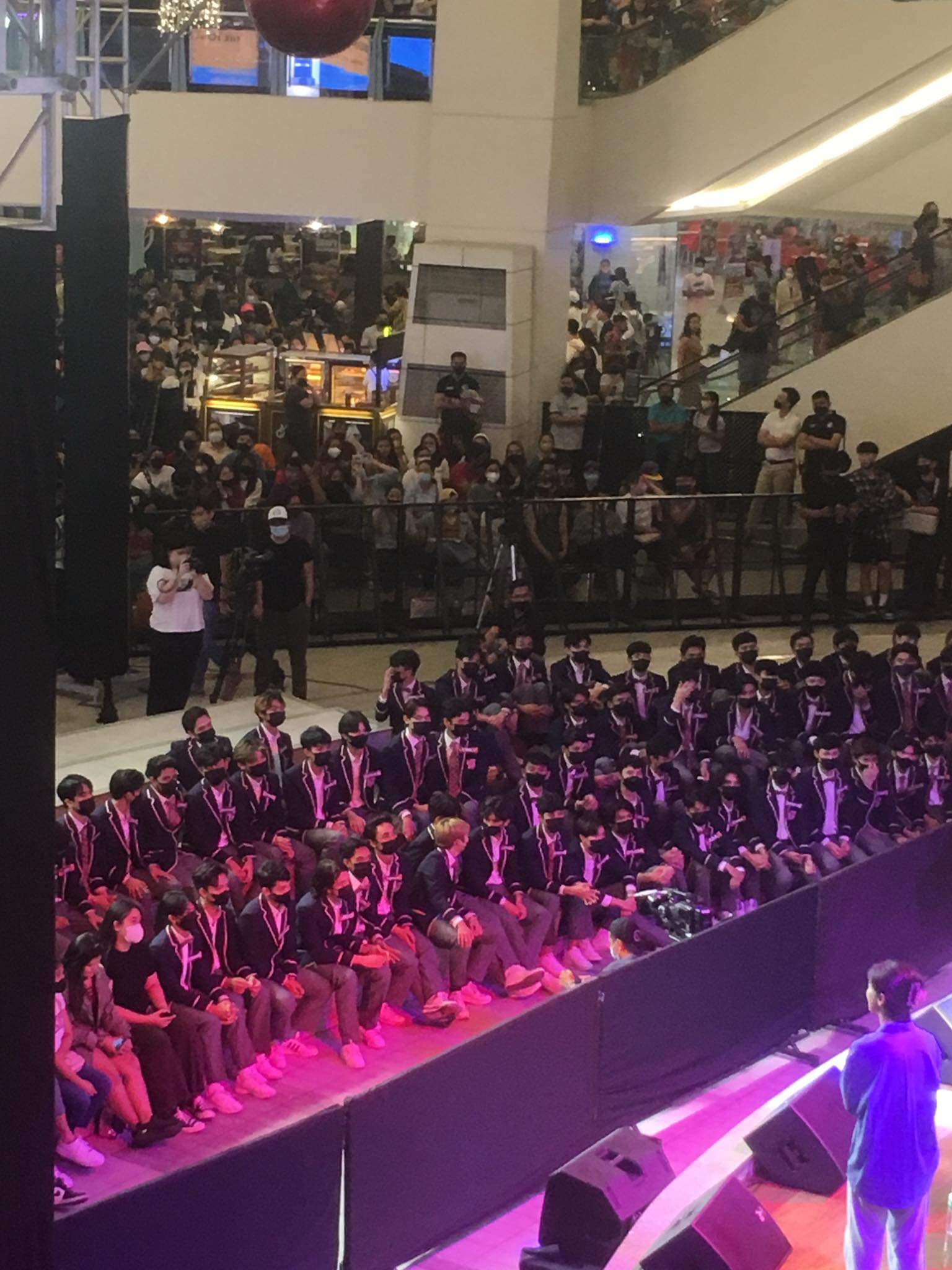 azi on Twitter: "Hellaur po xnsiznauskxb https://t.co/1PpIEQZRD4" / Twitter