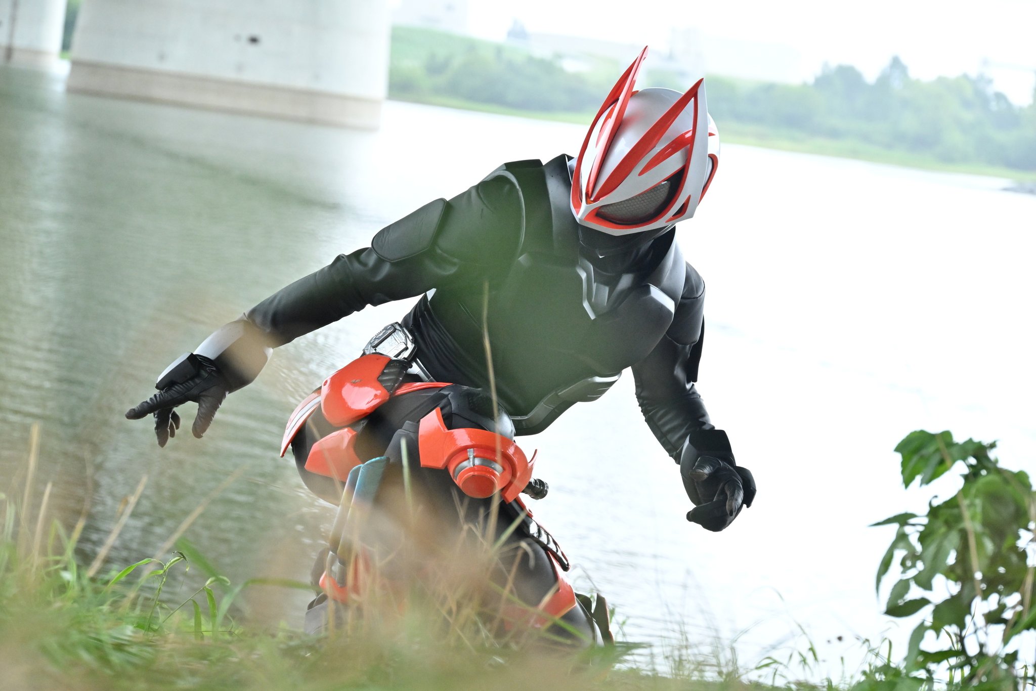 仮面ライダーギーツ【東映公式】 On Twitter コンちゃ! 先週は放送がお休みだったからギーツロスの人もいるのでは🦊 頼む、いてくれ