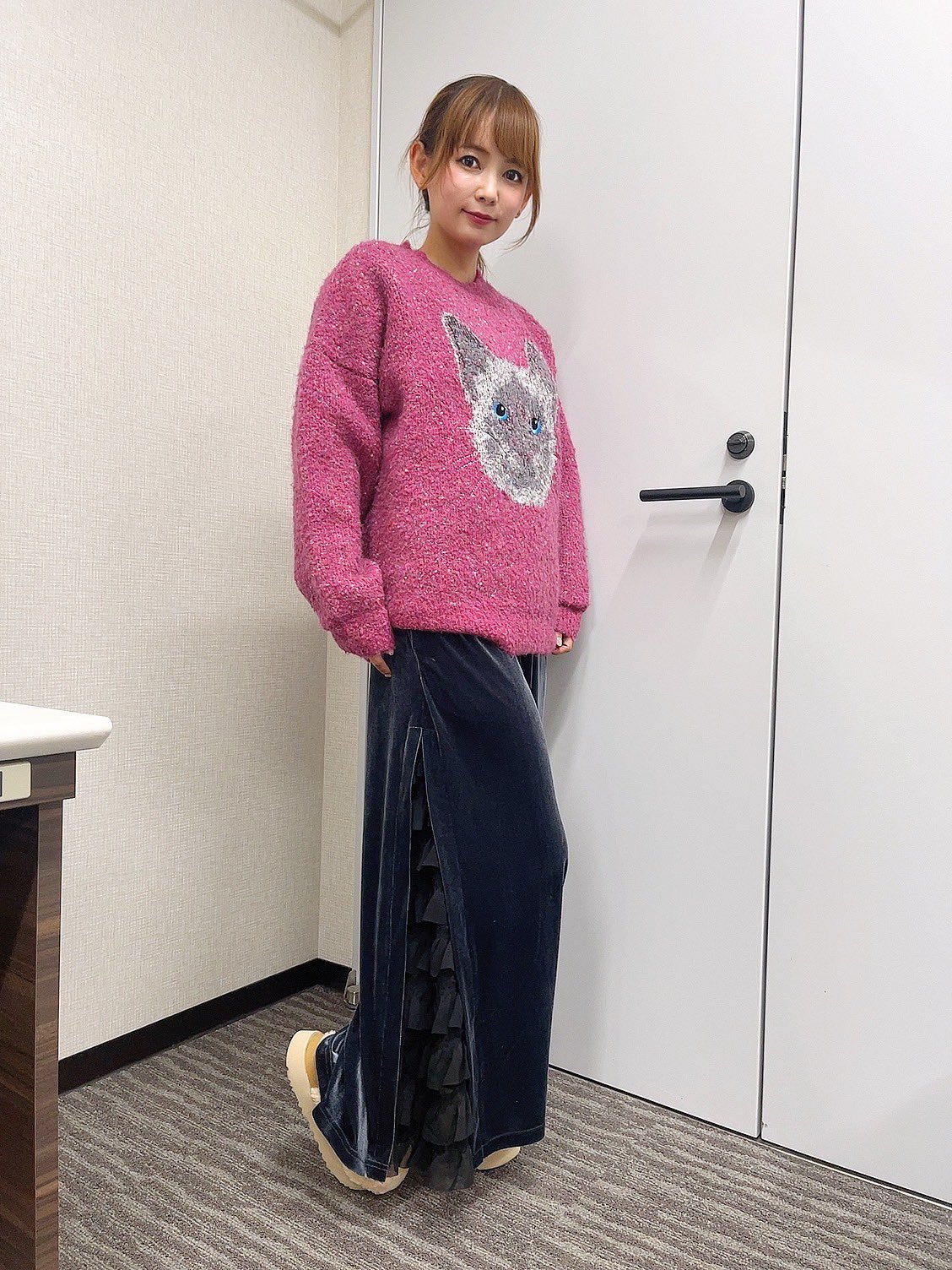 20周年の中川翔子🍒🍉🍫🍇🐈‍⬛🍣 on Twitter: "mmts フリルベロアパンツ ゆるっとらくちんでフリルがおしゃ！ https://t.co/n16dV5TzF1 https ...