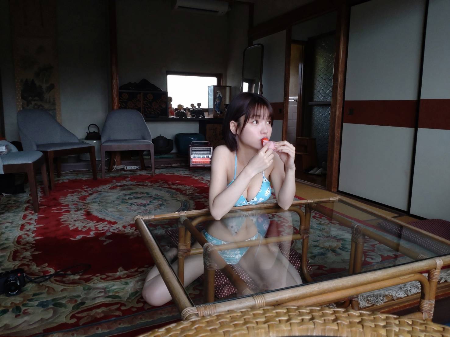 ブブカ編集部 on Twitter: "#AKB48 #髙橋彩音 さんが登場中の BUBKA12月号が発売中です ️ 撮影まで我慢していたという 好物のいちご大福をパクリ🍓 髙橋さんの表紙が ...