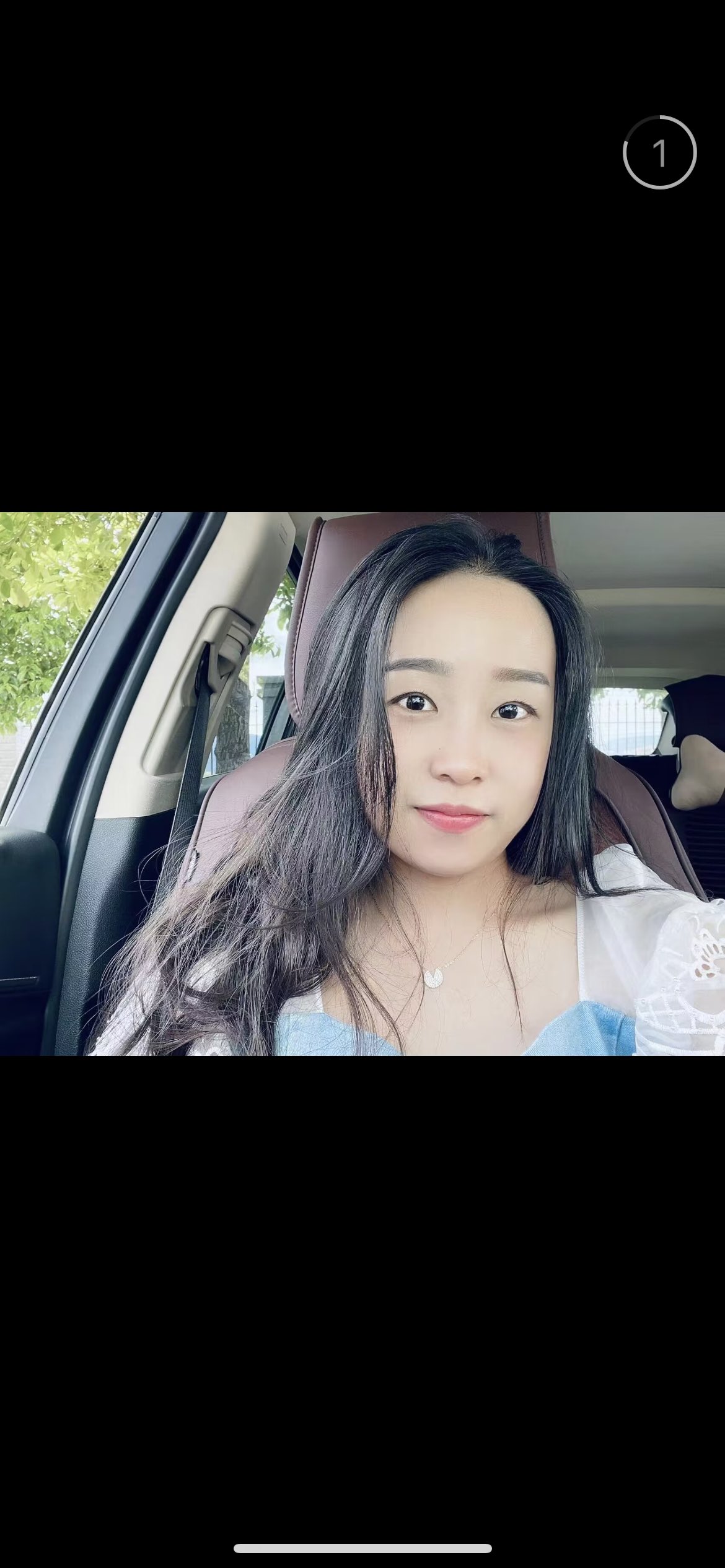 柯柯（口嗨永久拉黑） On Twitter 无意翻到之前贱狗发给我 他婊子老婆的照片那今天就奖励臭傻逼们把祖宗的臭脚舔干净然后狗精🐍这个婊子嘴唇上 做完给祖宗返图的贱狗 🈶️非常大的奖励哦