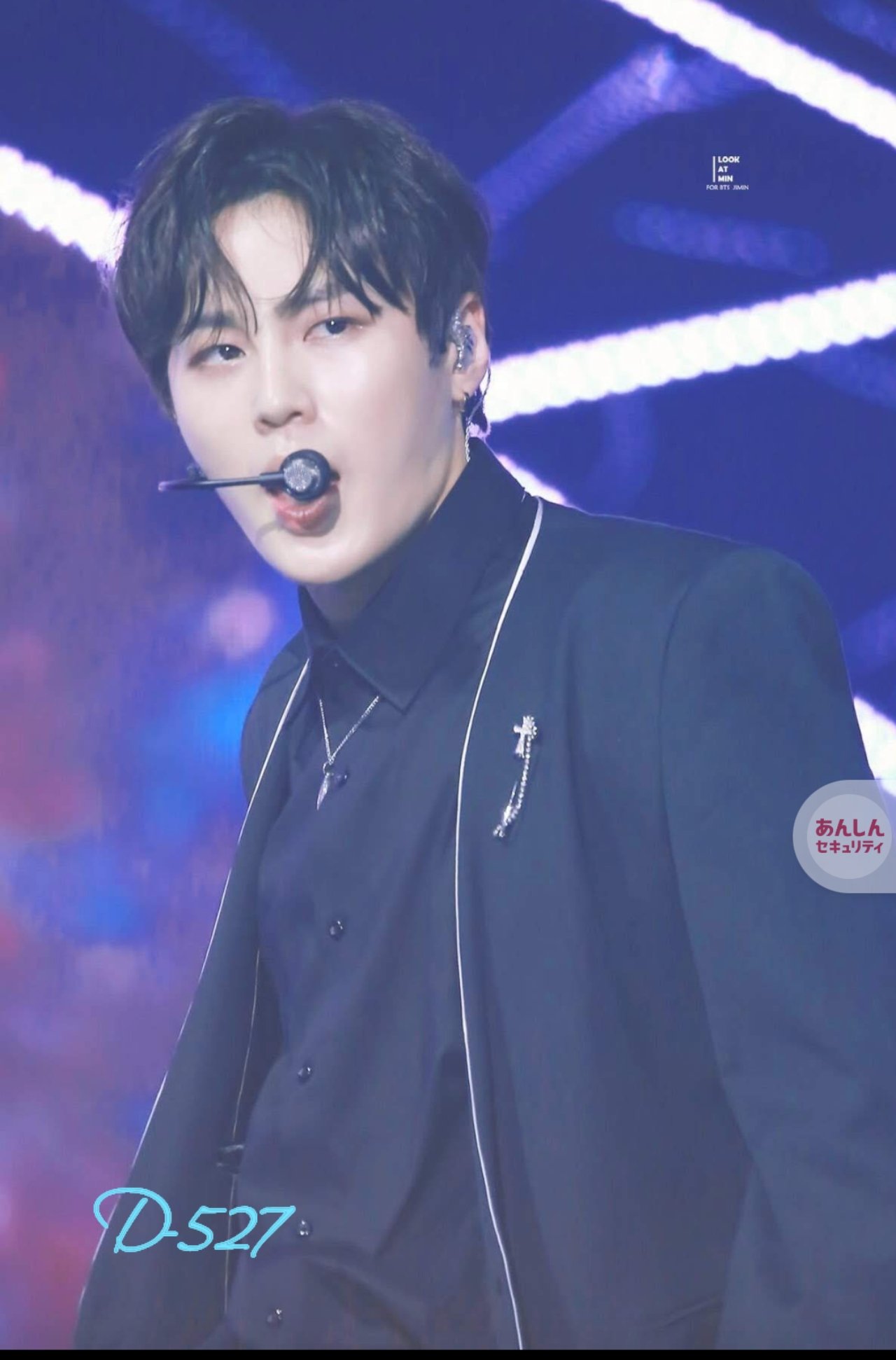 woony cloud on Twitter: "2017 AAA まだ受賞式とか緊張した顔だったりするよね😊 ステージでは爆イケなのさすが それよりこの動画の方がインパクト強いけど🤣 ...