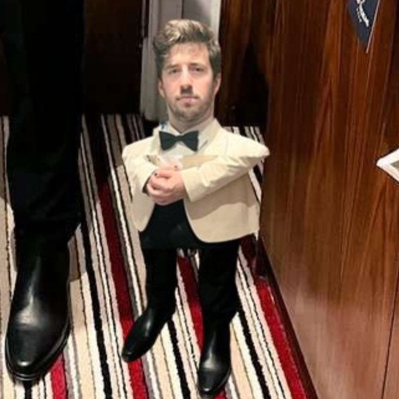 Jimmy Broadbent on Twitter: "#NewProfilePic https://t.co/badtHhmogm" / Twitter