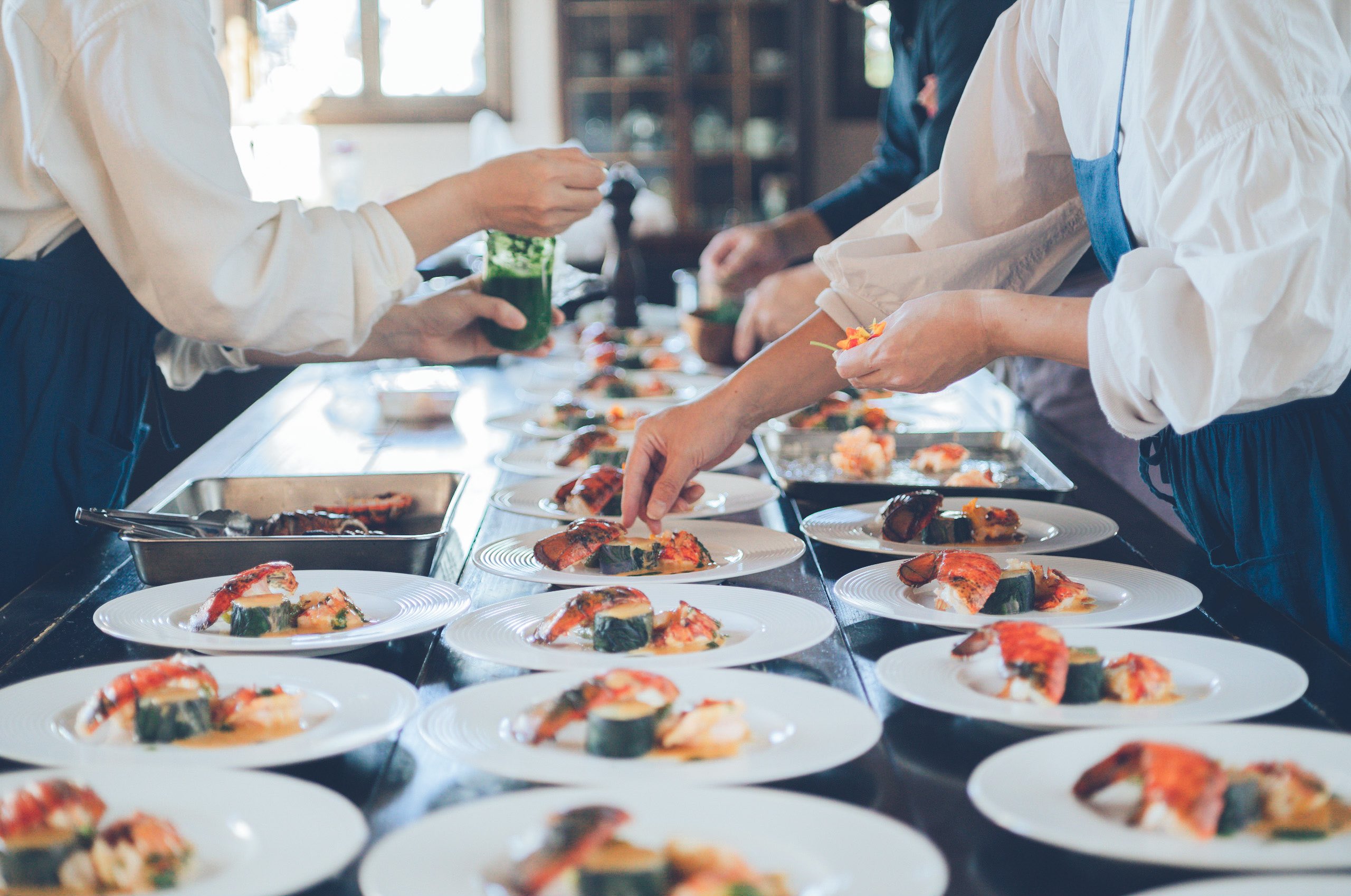 susumu kamigaito on Twitter: "秋の結婚式、スタッフ写真。 https://t.co/eE7QvAUY08" / Twitter