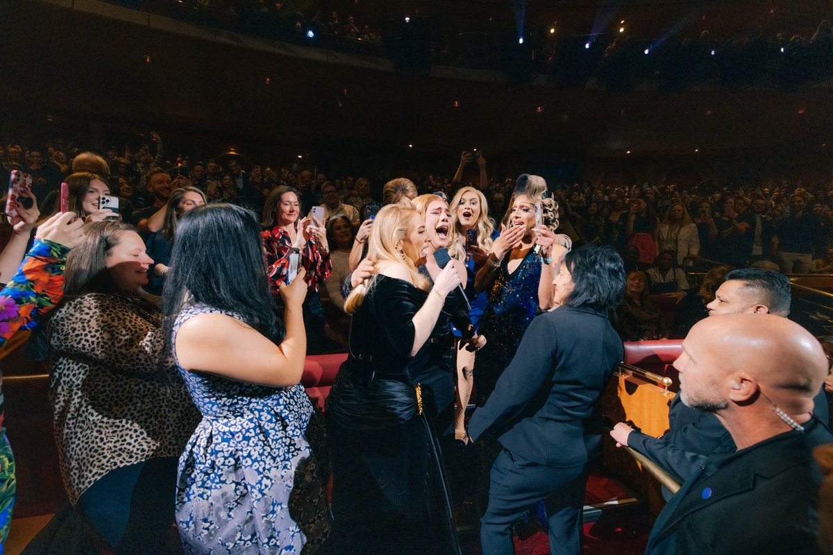 Adele on Twitter: "Weekend 1"