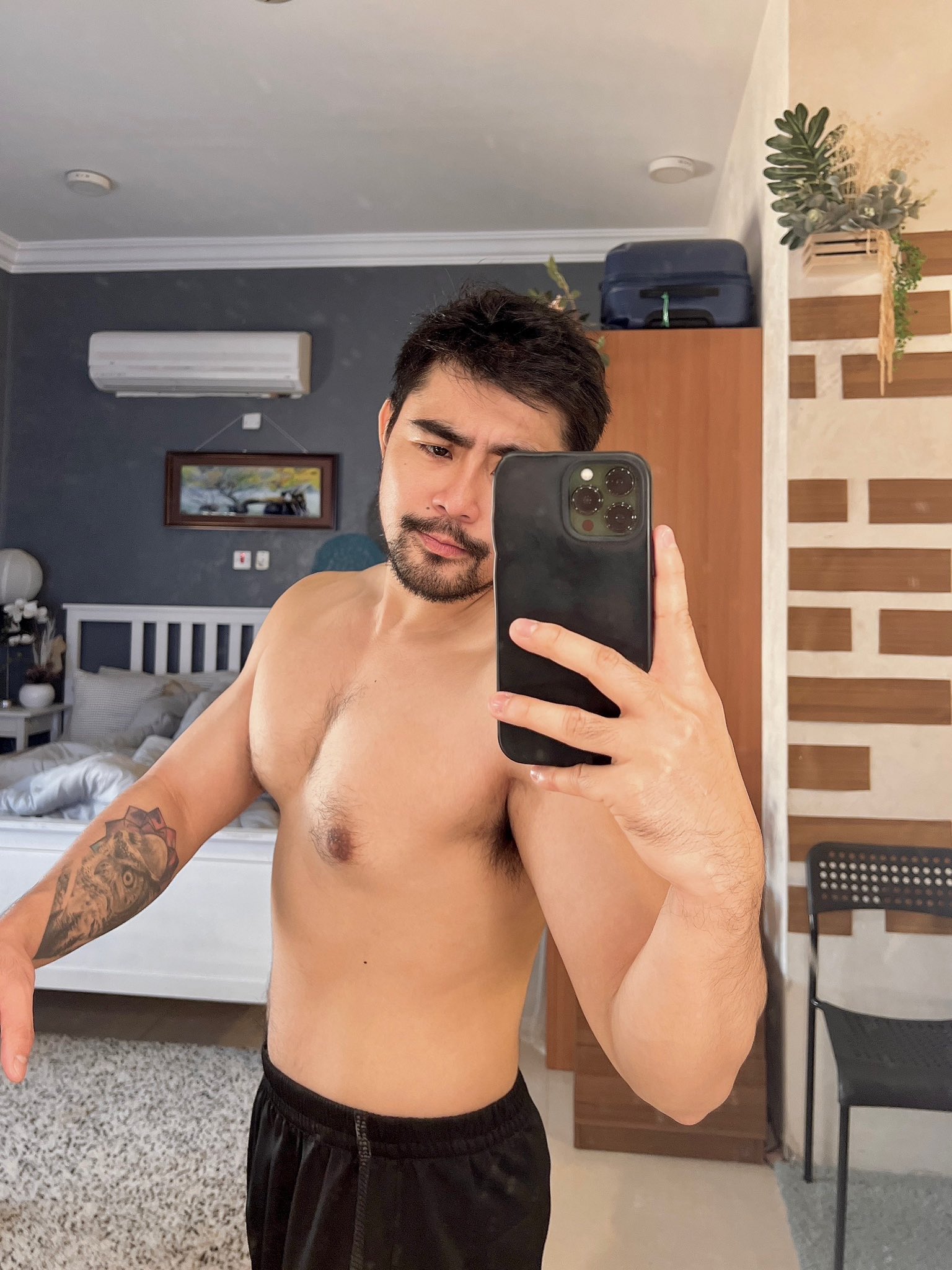 Izz Alden on Twitter: "👉🏻🙃 https://t.co/v35IWnYSG2" / Twitter