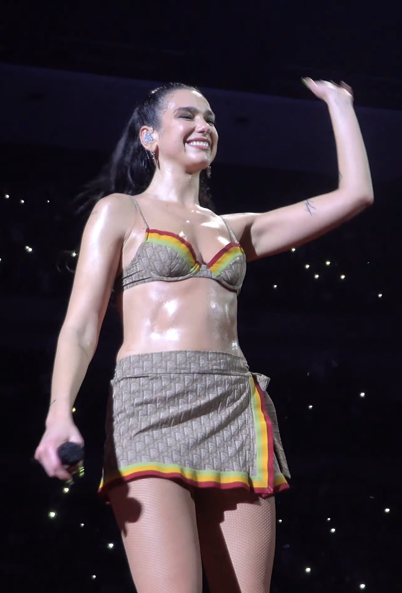 OnlyHDGirls (away) on Twitter: "@Lovely_Ladies2 Something... like this ...