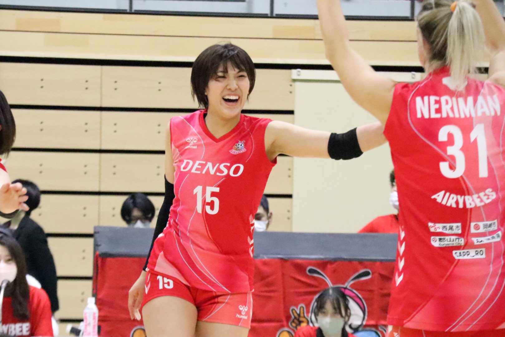 デンソーエアリービーズ/DENSO on Twitter: "🐝試合速報🏐 11/13(日) VS #KUROBEアクアフェアリーズ 🐝☆26-24 #BEECHAMPION #デンソー ...