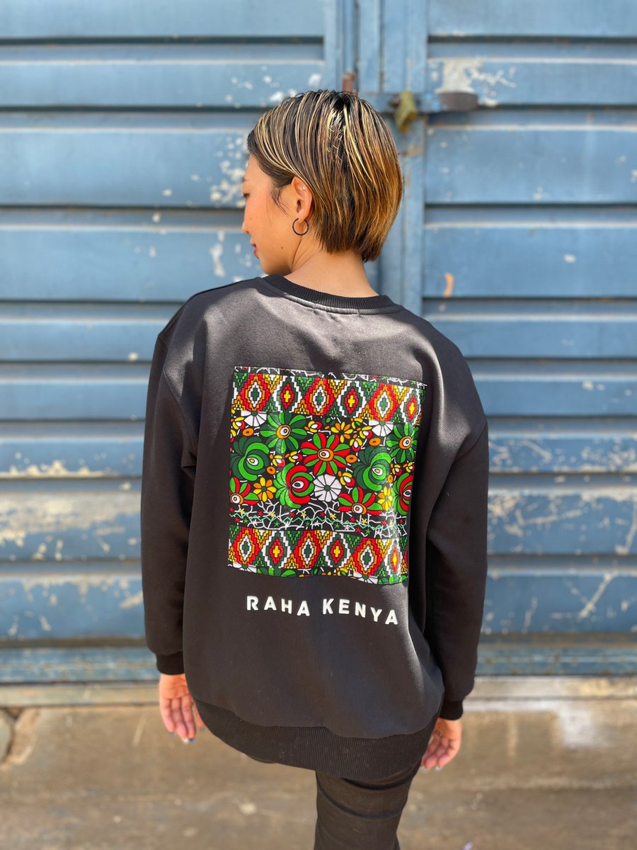 RAHA KENYA🇰🇪ラハケニア on Twitter: "本日20時発売🌼アフリカントレーナー【Black】 モノクロにカラフルなアフリカ布が映える...ボタニカルな柄が可愛い... ️💛 ...