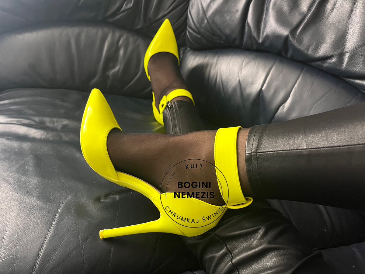 Baddie Js Feet Are My Fictional Gfs On Twitter Rt Bogininemezis Tak
