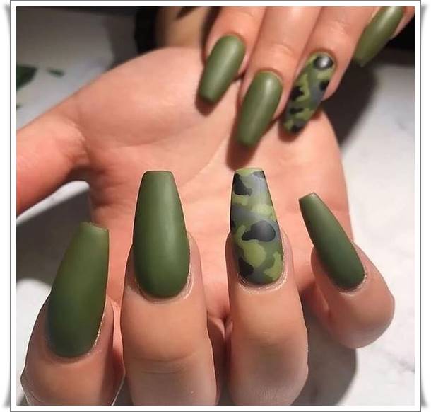 Veterans Day Nail Art