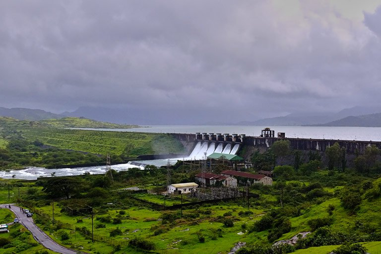10 of the most beautiful Dams in India 1. Malampuzha Dam, Kerala ...