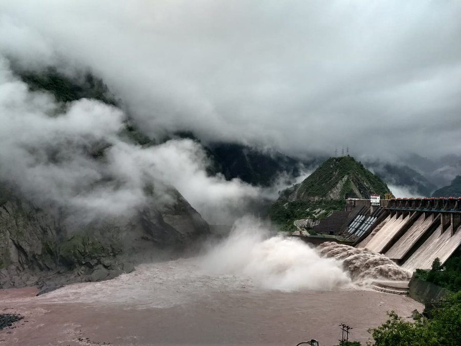 10 of the most beautiful Dams in India 1. Malampuzha Dam, Kerala ...