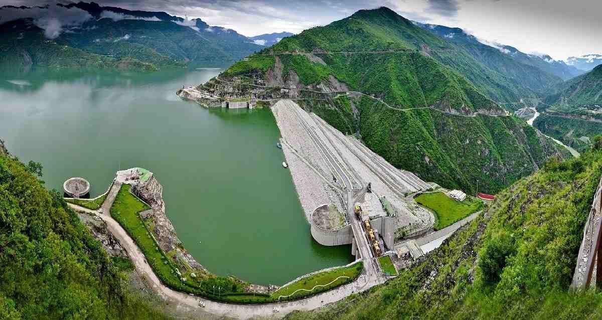 10 of the most beautiful Dams in India 1. Malampuzha Dam, Kerala ...