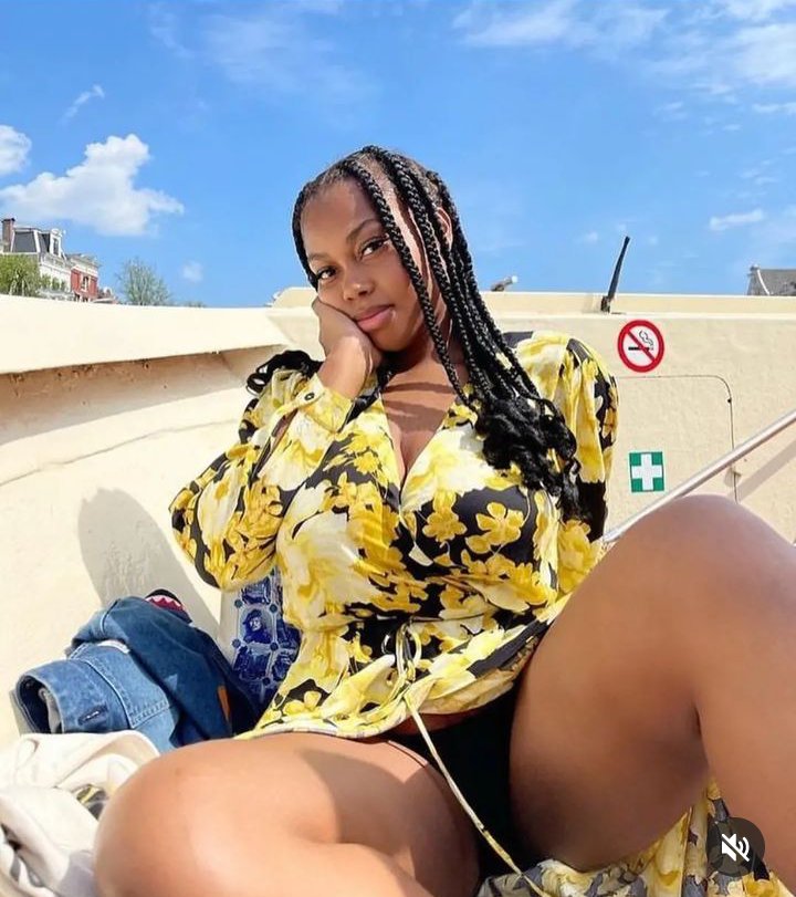 mzansi bhoza on Twitter: "Before you slide in my DM just know I live alone and love sex 😋😋 https ...