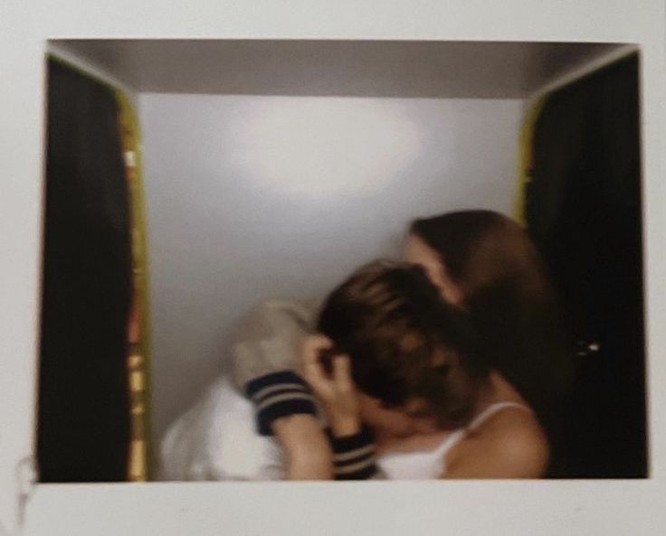 yourprofit on Twitter: "I kiss you I hug you"