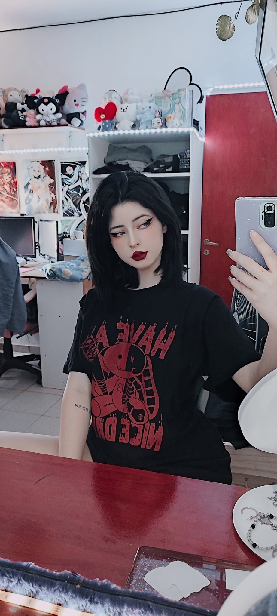 𝕐𝕒𝕤𝕞í𝕟🧸 on Twitter: "Puedo ser tu gótica culona?uwu https://t.co/KCb08lwLbk" / Twitter