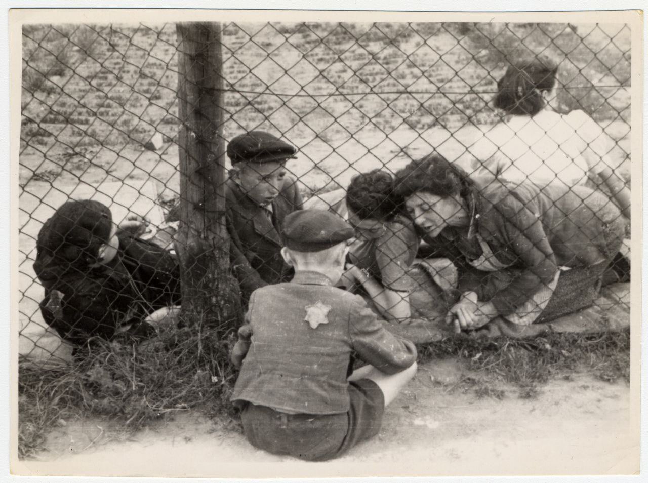 History In Pictures on Twitter: "A Jewish child is separated from his ...