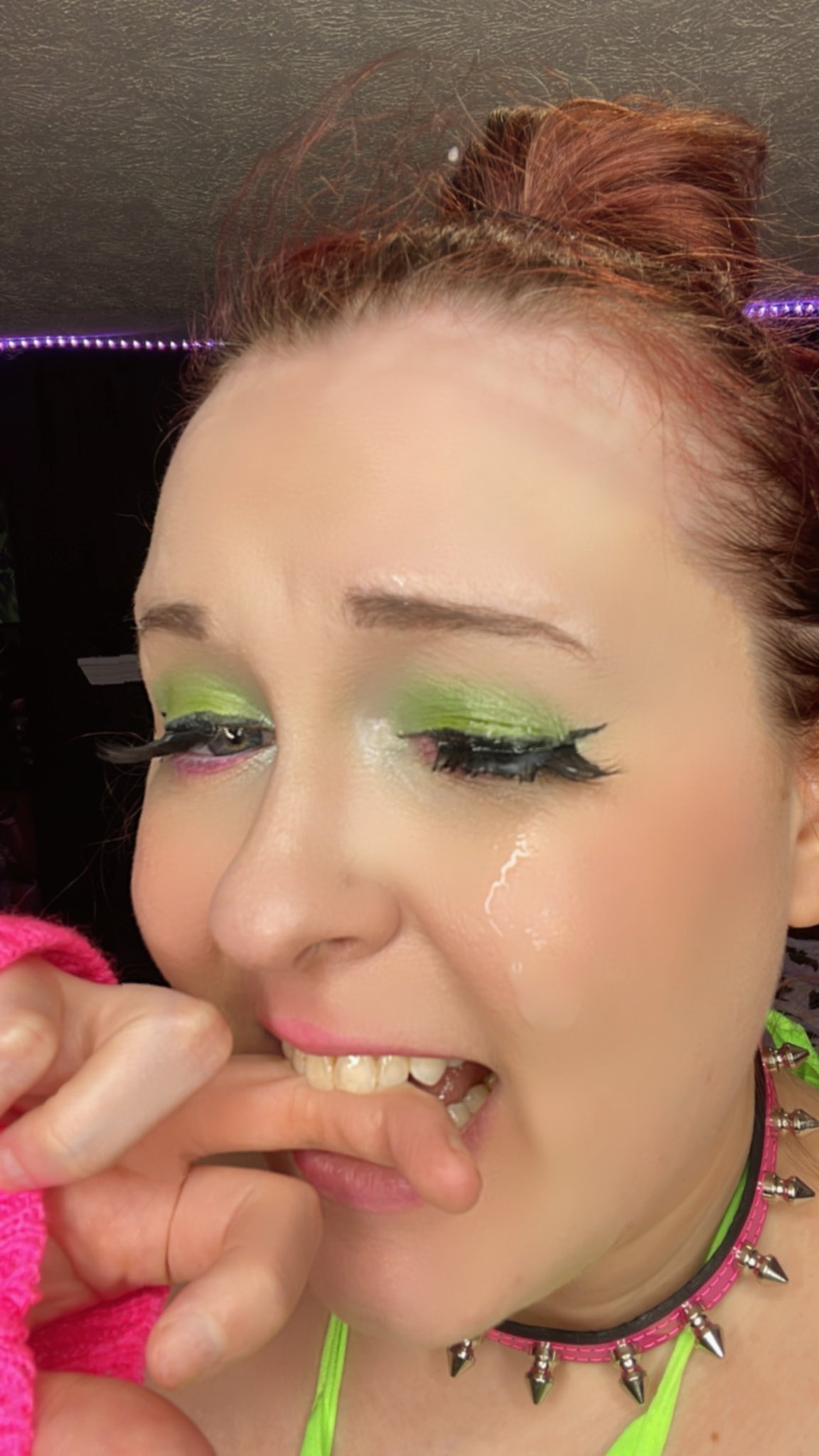 Chel Hell Bunny On Twitter My Bootyhole Is Sore And My Eyes Are Full Of Cum
