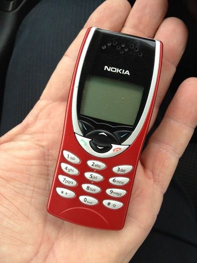 Nokia 8290