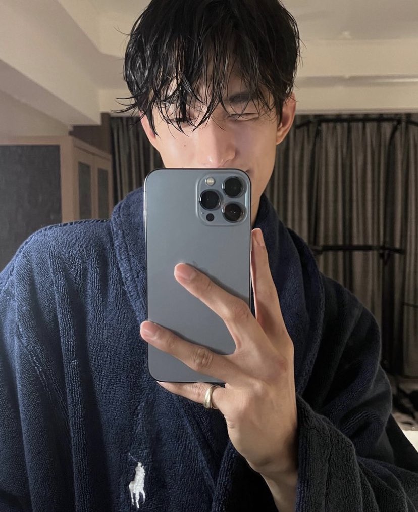 sun and moon on Twitter: "dk_is_dokyeom ig update"