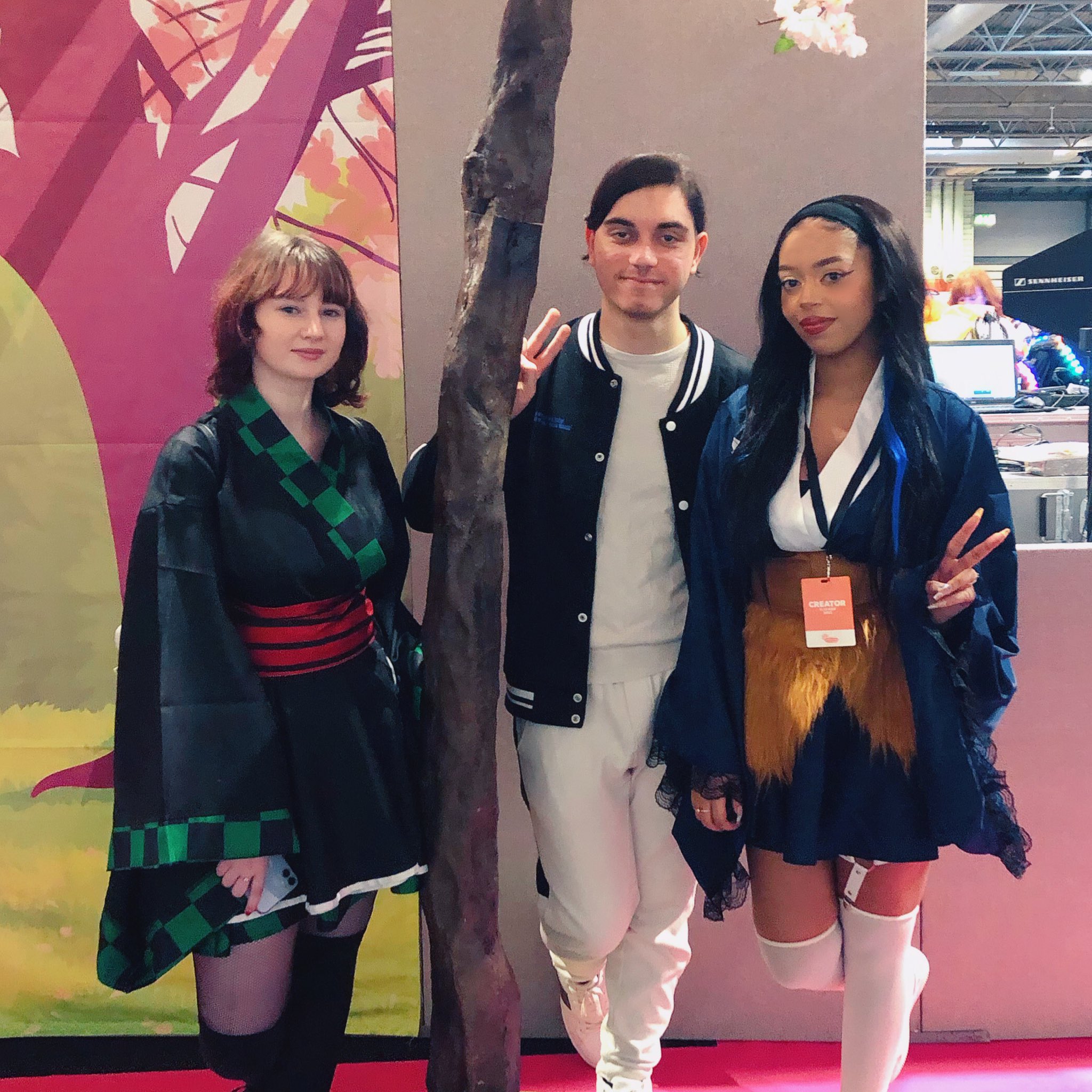 jasperine ₊˚꒰꒰ ・ on Twitter: "still can’t believe i got to meet my best friends irl and i ...