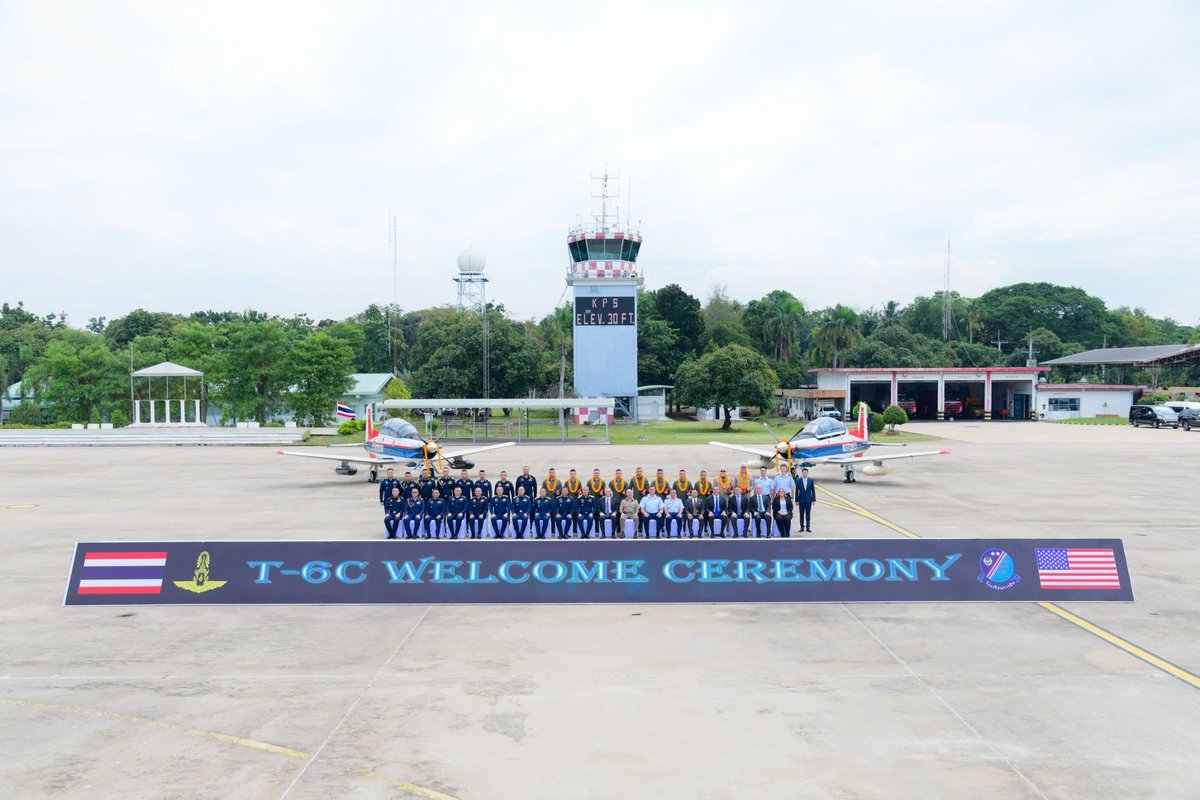 thaiarmedforce on Twitter: "RTAF taken delivery of the first 2 T-6C from @TxtAvDefense today ...