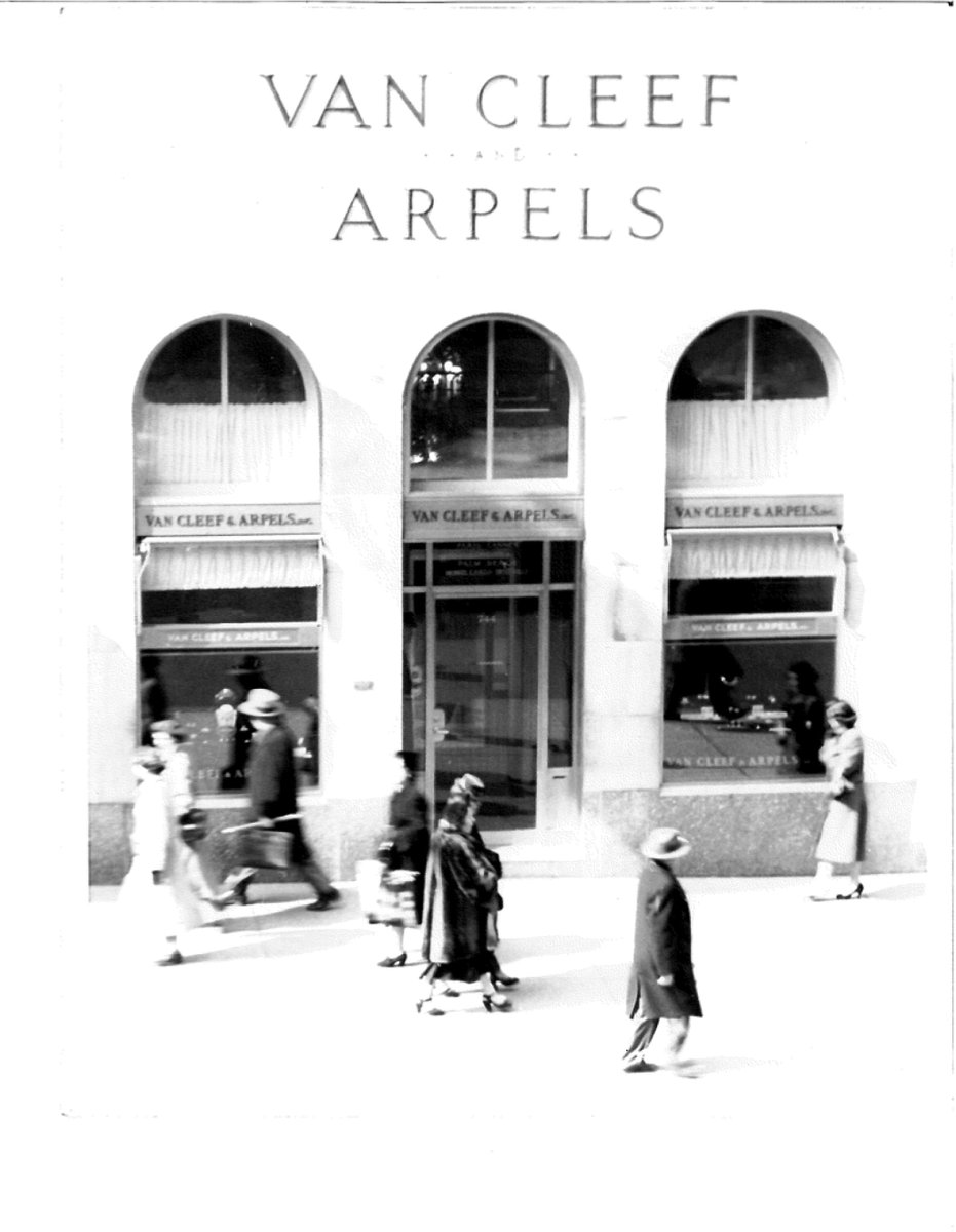 Cartier is worn by celebrities. But Van Cleef & Arpels is worn by ...