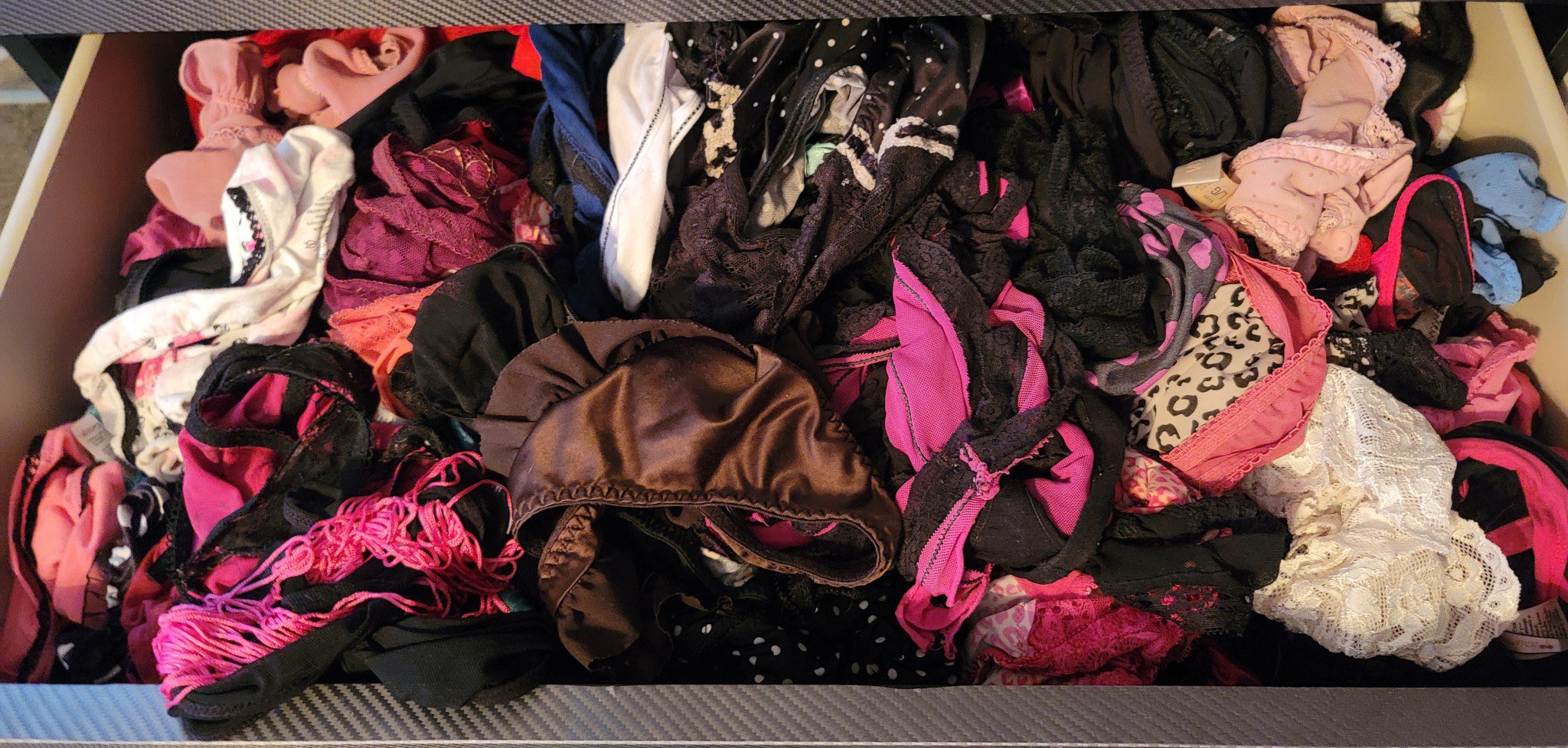 MrSatinPanty on Twitter: "Show me your panty and bra drawers!!! https://t.co/3SRke78Bf4" / Twitter