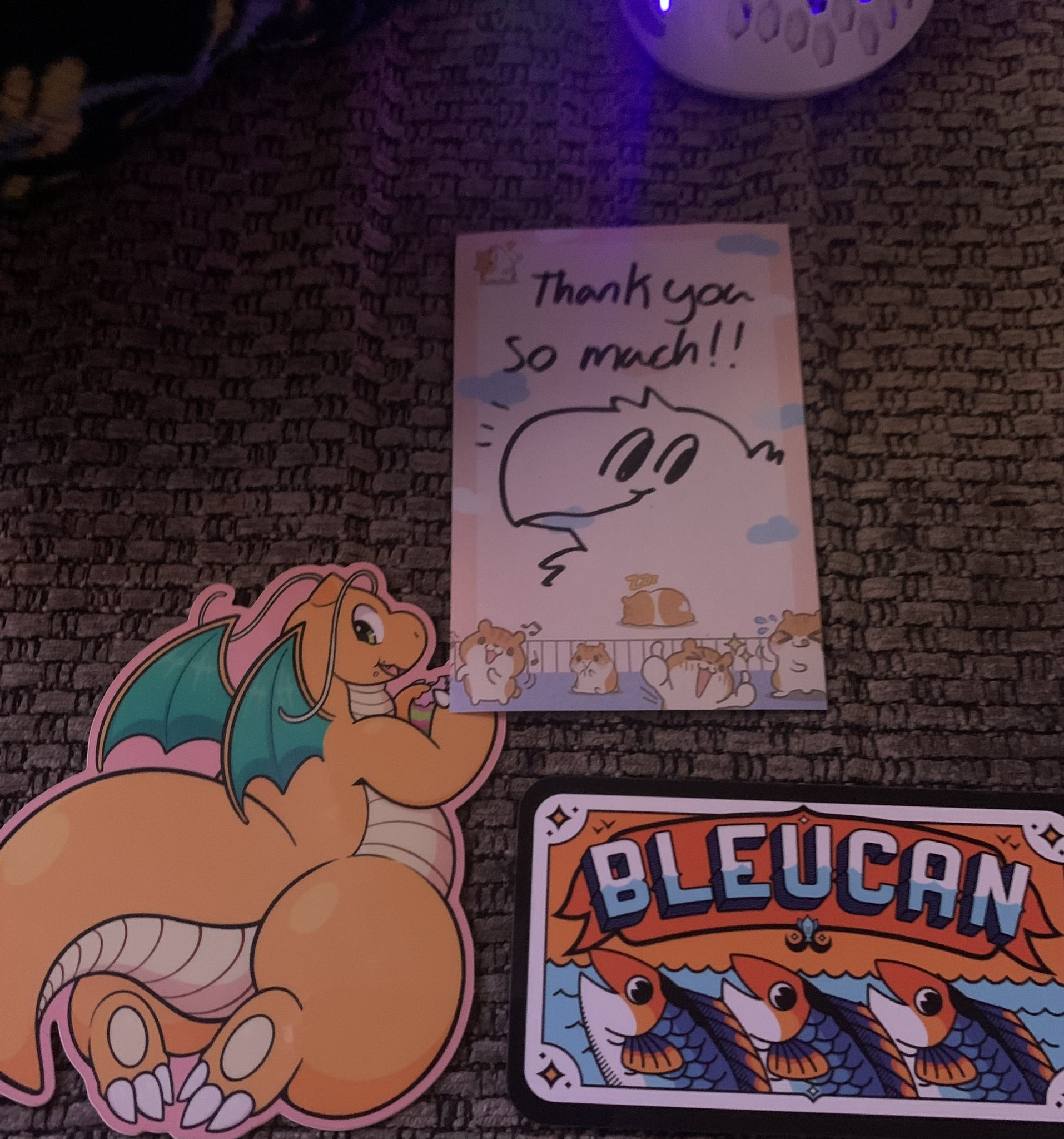 Gold on Twitter: "love the sticker I ordered from @Bleucan https://t.co/sI8bULc0zy" / Twitter