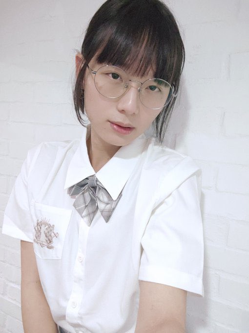 与光同尘 On Twitter No36【小钧 台湾 26 女装8年】 我的参赛宣言是: 刚入坑连丝袜都不敢穿,到现在24小时都在女装,是