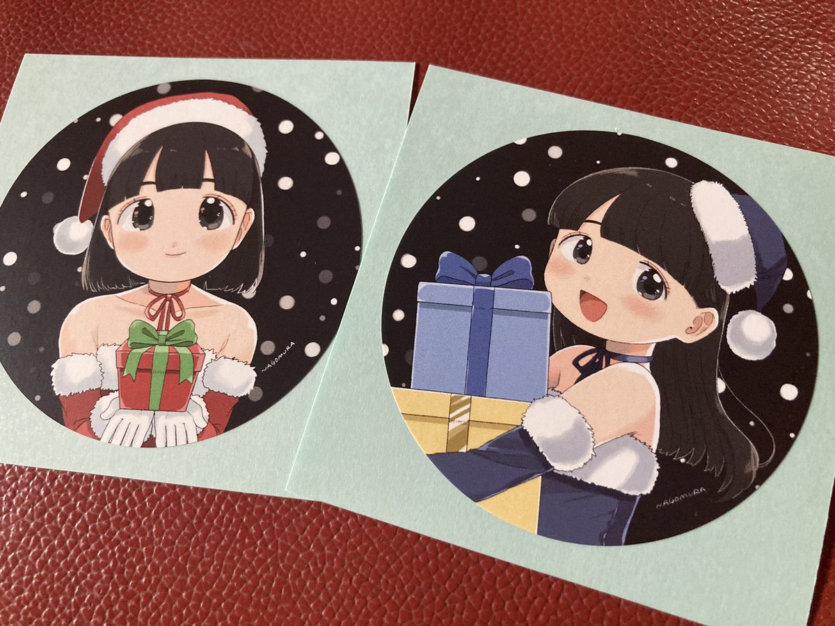 「明日16日20時〜コミティア142の事前通販を開始します! 新刊とステッカー2種セットとアクスタです。発送はコミティア」なご村の漫画