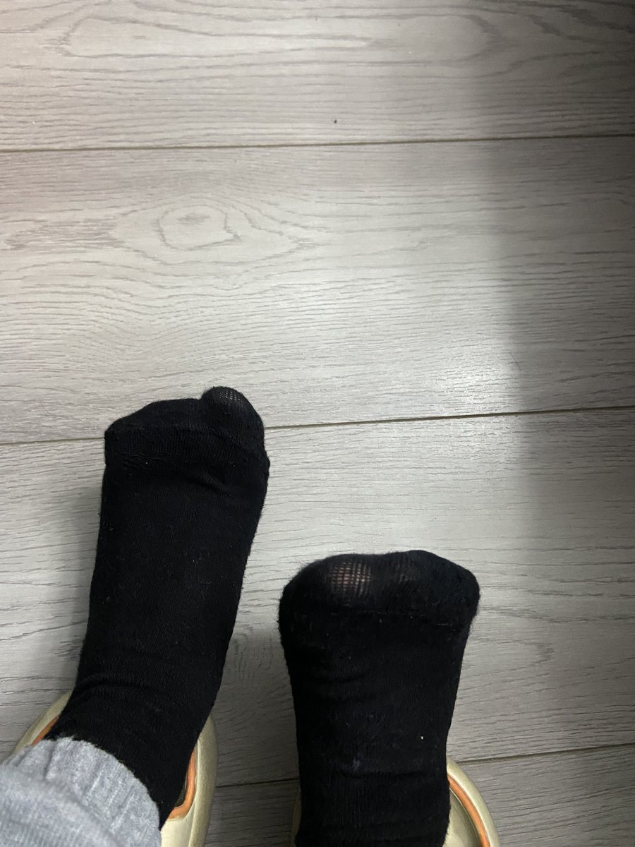 娅咪酱原味 On Twitter 起球的黑棉袜,味道好浓郁🙊是冬天的味道 原味袜子 原味卖家