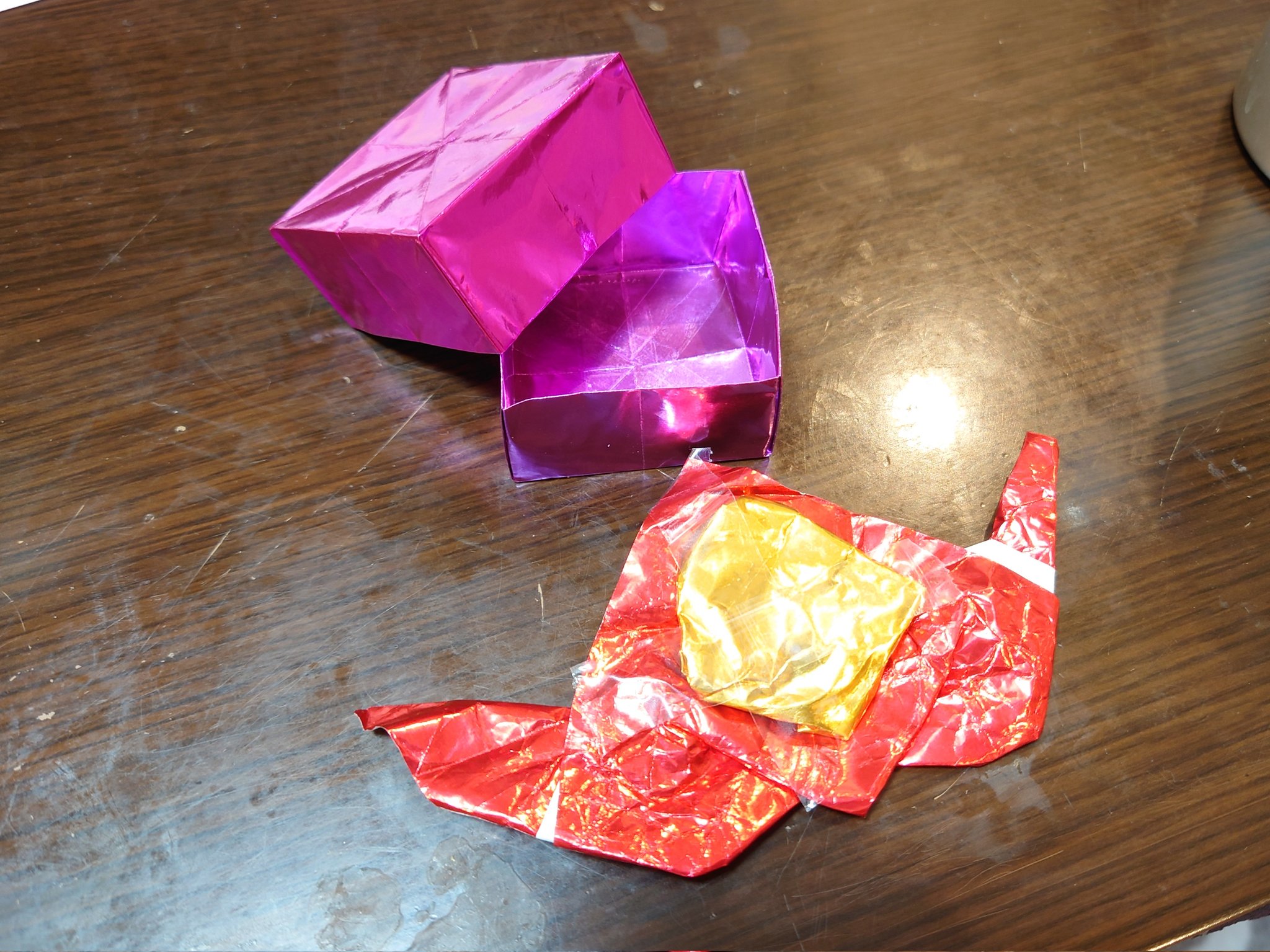 はるさー@72lab on Twitter: "今宵は長男と一緒にクリエイティブな活動。私の作品は折り紙で妻のピアス入れと紙粘土でアソパソマソと来年の干支のうさぎ。(本当はダイナマイトボディー ...