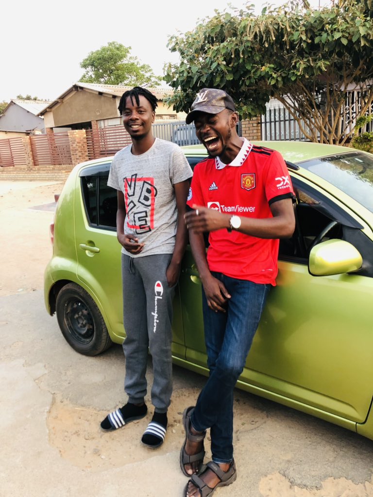 BlackPanther_ZW🇿🇼 on Twitter: "Munhu kungo driver mota (Passo) ya Maiguru vake akutoona kunge ...