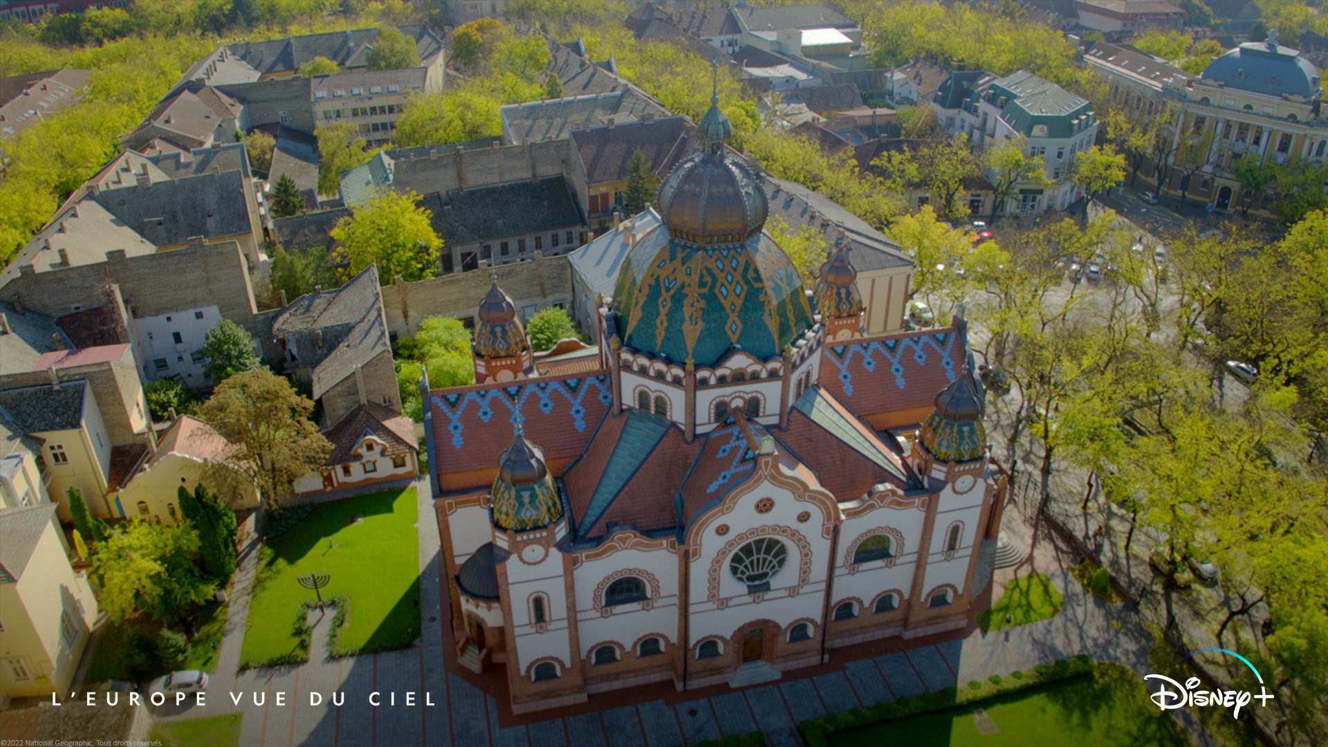 Disney+ FR on Twitter: "Prenons un peu de hauteur pour admirer la splendeur de notre continent ...