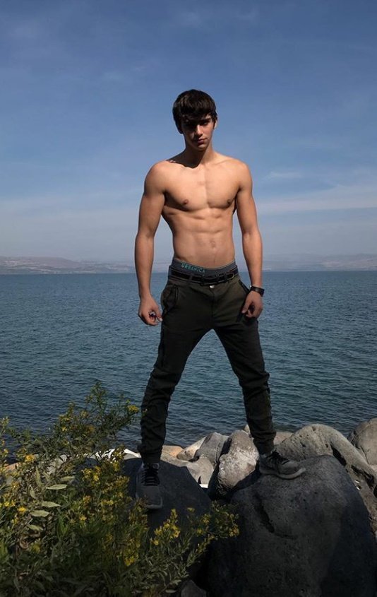 Daniel on Twitter: "Ron Levi 🔥 https://t.co/CrGuzBWdw9" / Twitter