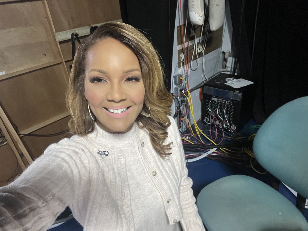 Carolyn Clifford On Twitter Its Tuesday Rexy Is Back And So Is The Snow Watch Us Now On 7