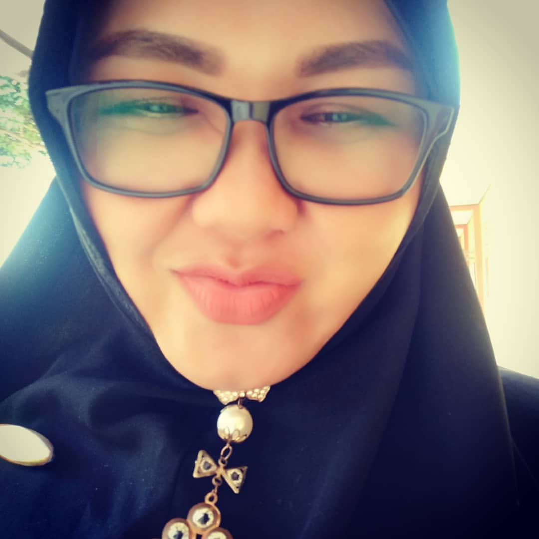 Felia Oktadianti on Twitter: "Butuh teman ngobrol https://t.co/lwDPX8PZwE" / Twitter